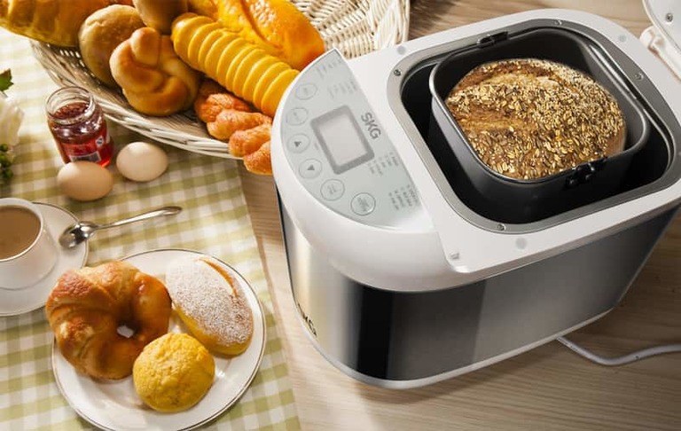 SKG Automatic Bread Machine 2lb: A Full Review